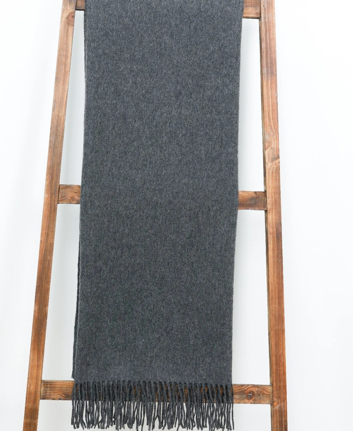 Classic Throw - Assorted Colors - CAPERS Home