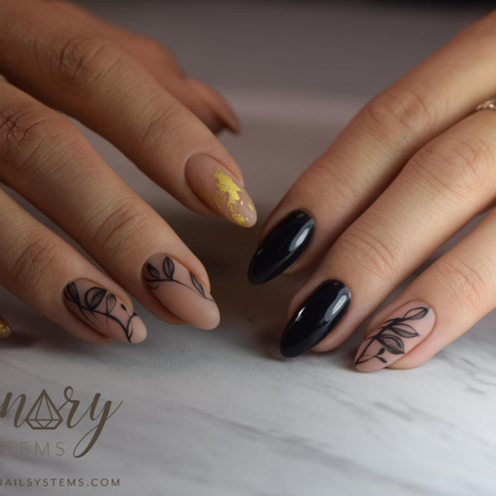 Luminary - Multi-Flex Gel - Aspire - 10 ml - The Studio - Nail and ...