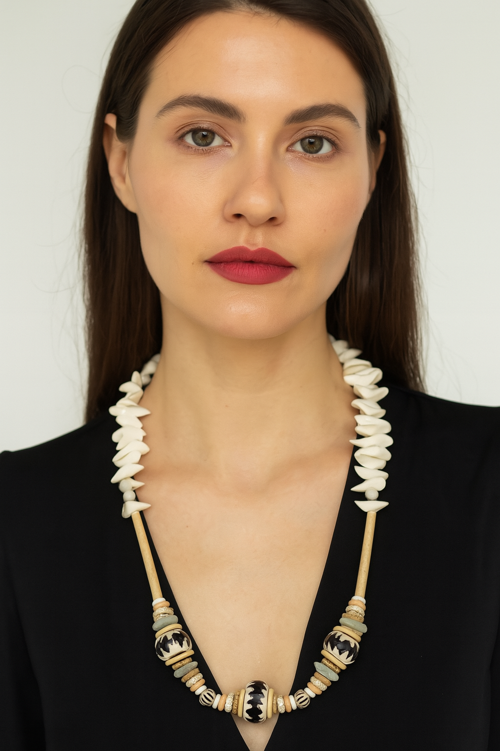Tribal Shell Necklace - B’LA Btq & Avarcaspr