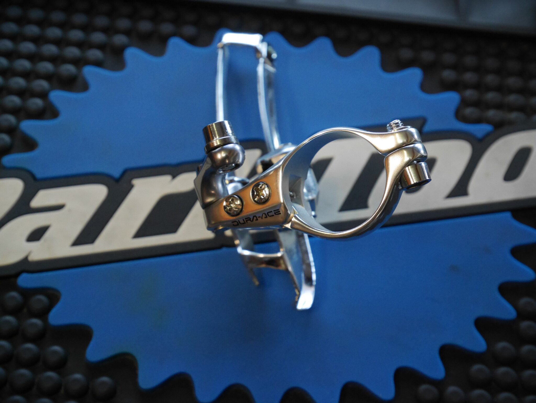 Dura Ace 7400 Group Set - Vitasport Cycles
