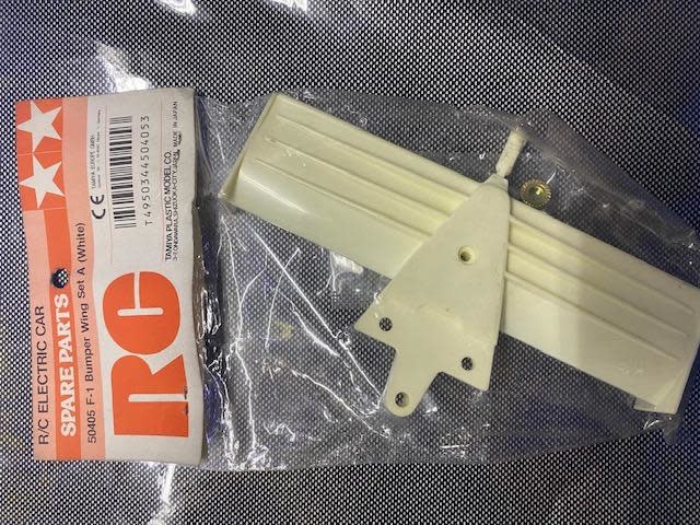 TAMIYA VINTAGE TAMIYA F1 FRONTWING WHITE - www.acercmodels.com