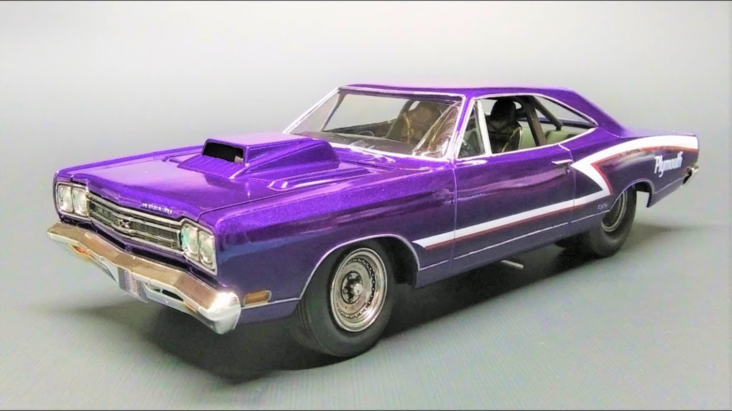 AMT AMT 1180M 1/25 1969 Plymouth GTX Hardtop Pro Street 2T Plastic ...
