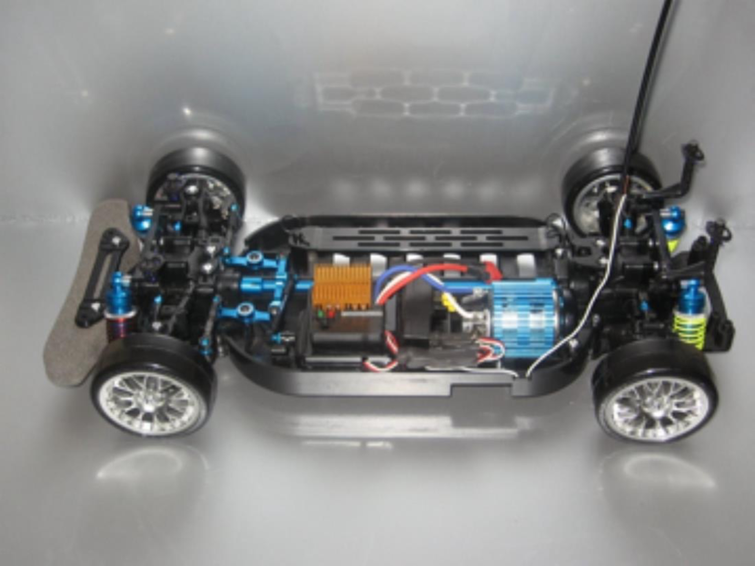 TAMIYA TT-01R Chassis Kit WITH GT-TUNED MOTOR REQUIRES : RADIO SERVO ...