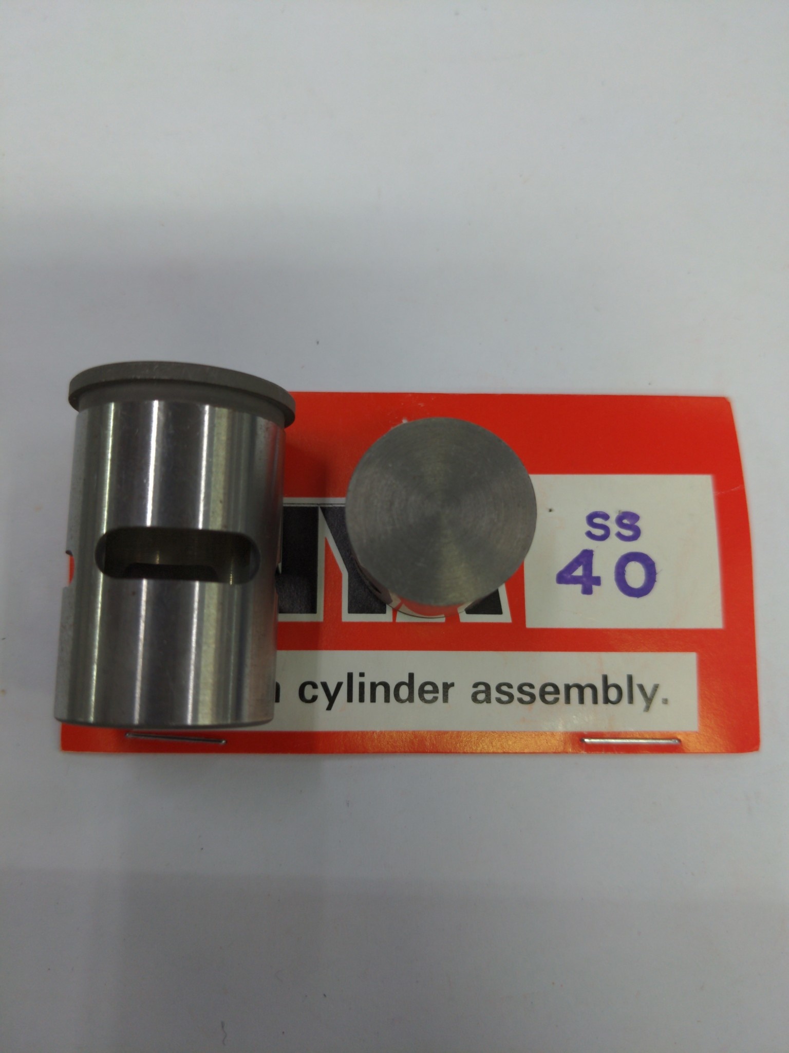 ENYA PARTS ENYA CYLINDER LINER & PISTON ASSY SUITS SS40, SS40BB - www ...