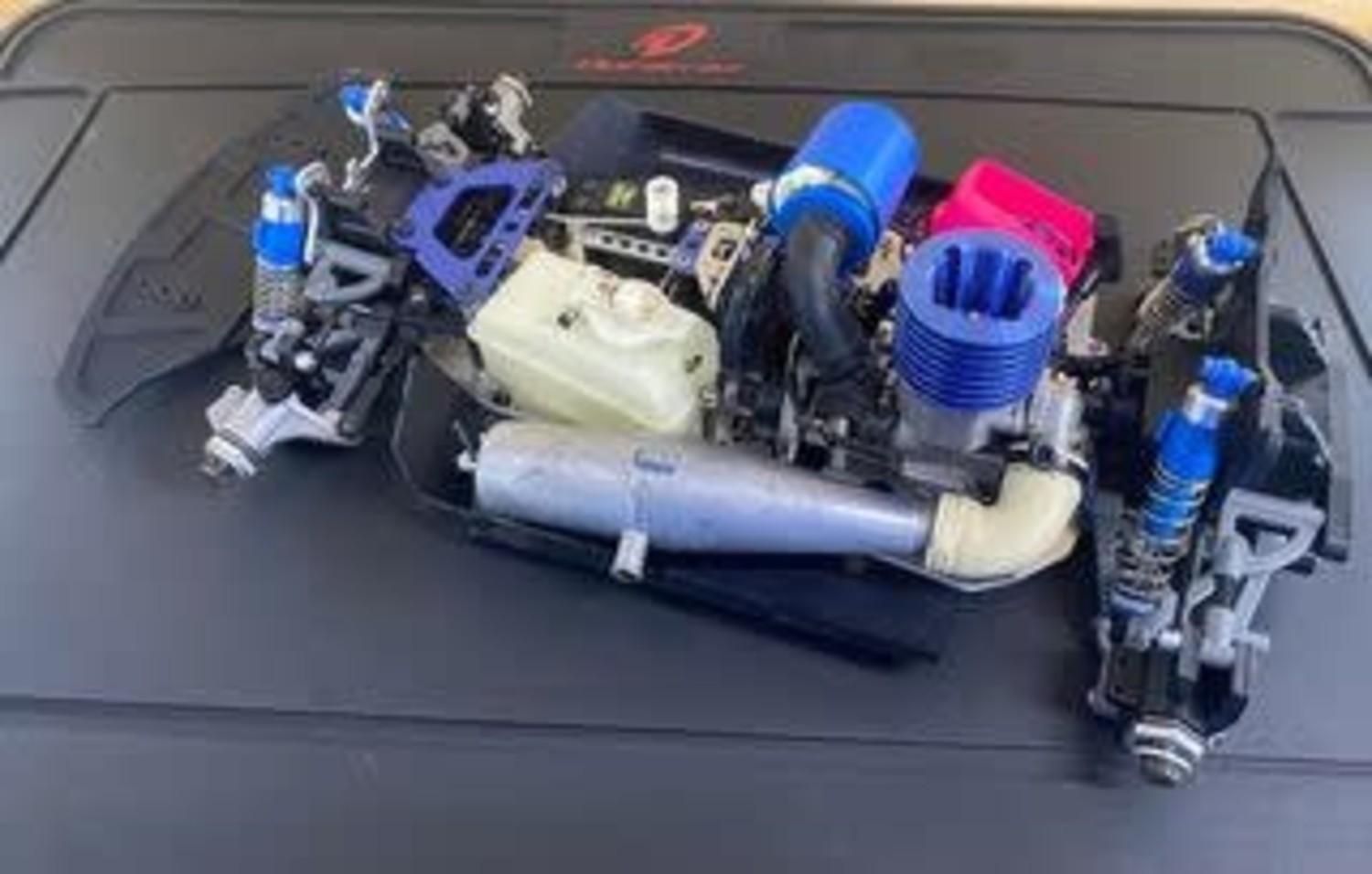 KYOSHO VINTAGE KYOSHO VINTAGE LANDMAX CHASSIS ( AS PER PHOTOS ) 1/8 ...