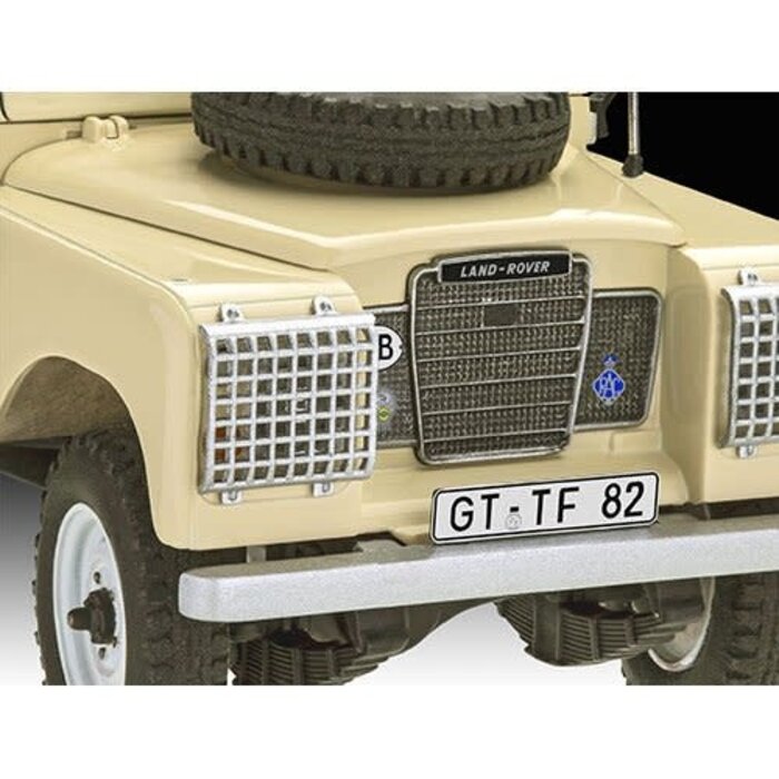 REVELL MODEL SET LAND ROVER SERIES III LWB (COMMERCIAL) INCLUDES PAINTS ...
