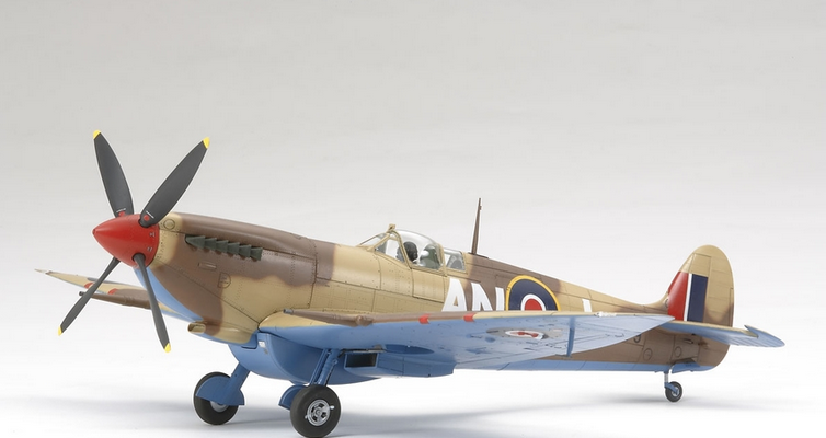 TAMIYA Supermarine Spitfire Mk.Viii 1/32 kit - www.acercmodels.com
