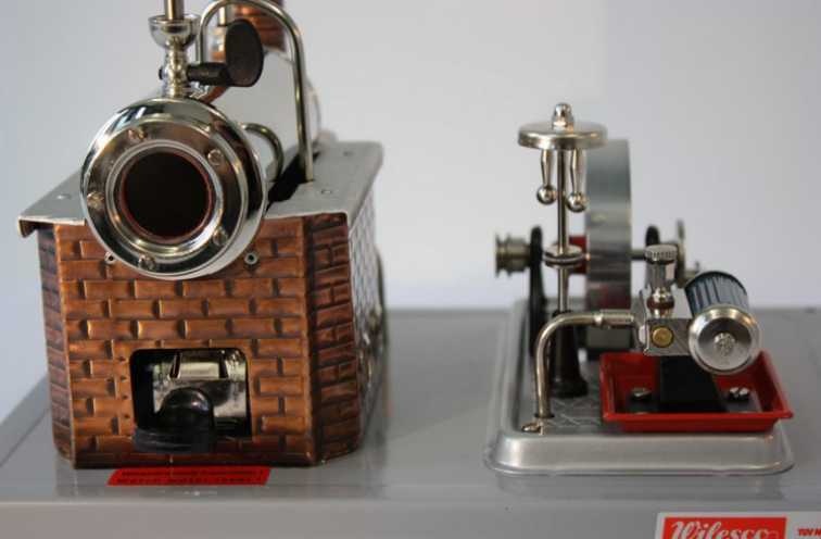 Wilesco D 10/100 Steam Engine, Aniversary Edition - www.acercmodels.com
