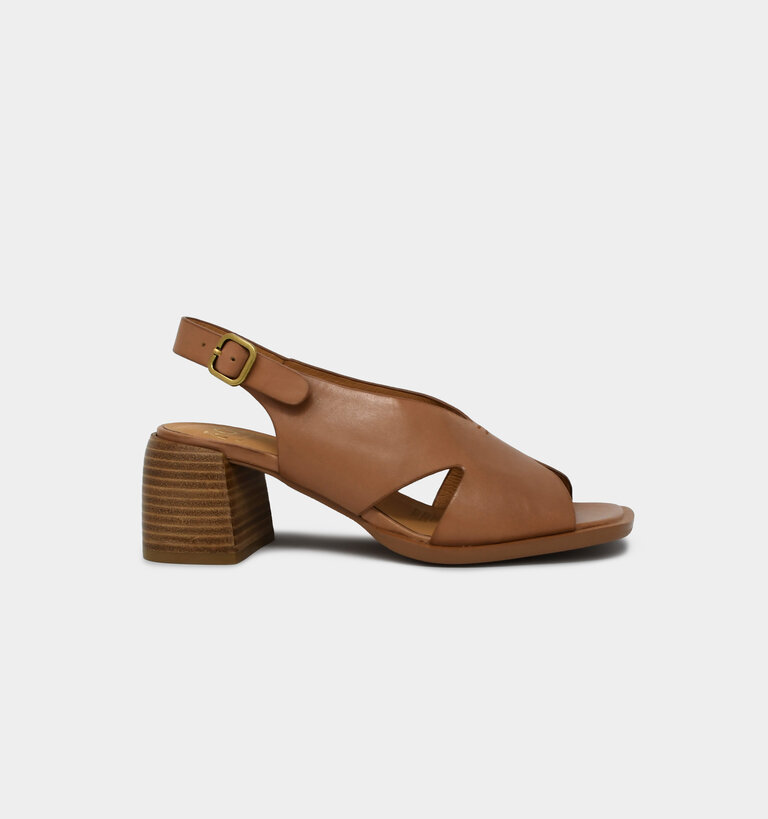 EOS ISADORA BRANDY - Head Over Heels