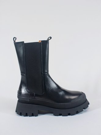 On Sale - Footwear & Accessories - Footloose Shoes - Victoria, BC ...