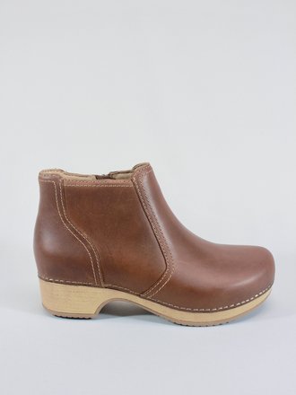 Dansko - Footloose Shoes