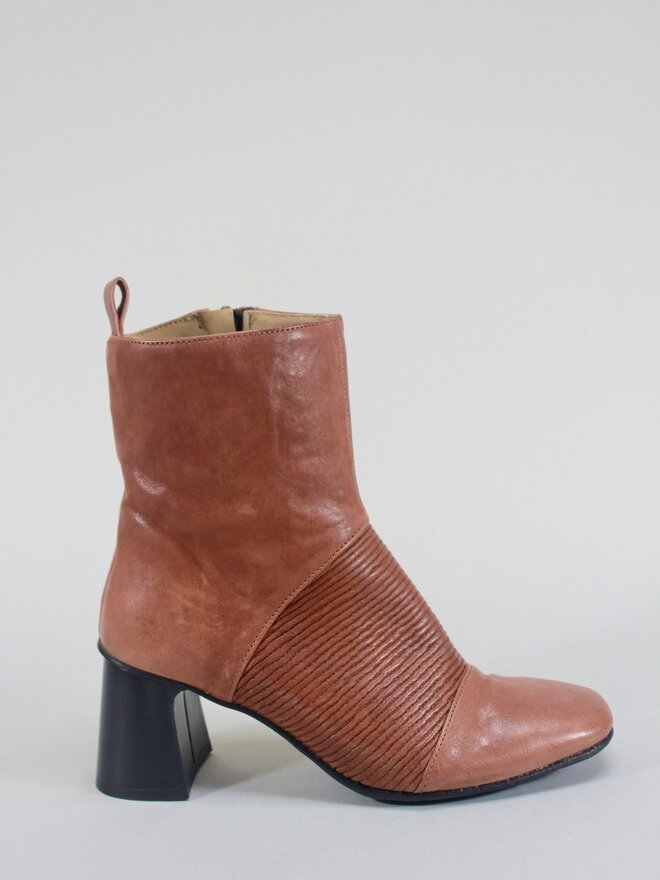 Unity in Diversity - Footloose Shoes