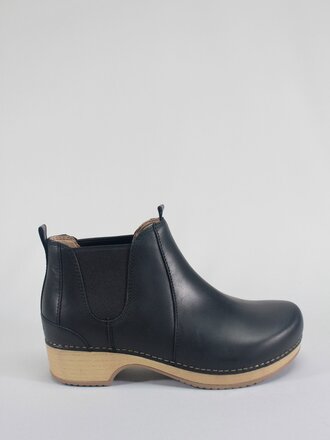 Dansko - Footloose Shoes