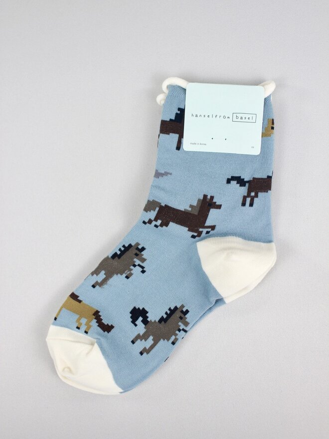 Socks - Accessories - Footloose Shoes - Victoria, BC - Footloose Shoes