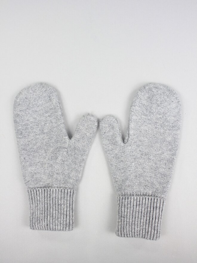 Footloose Shoes - Footwear & Accessories - Victoria, BC - Footloose Shoes