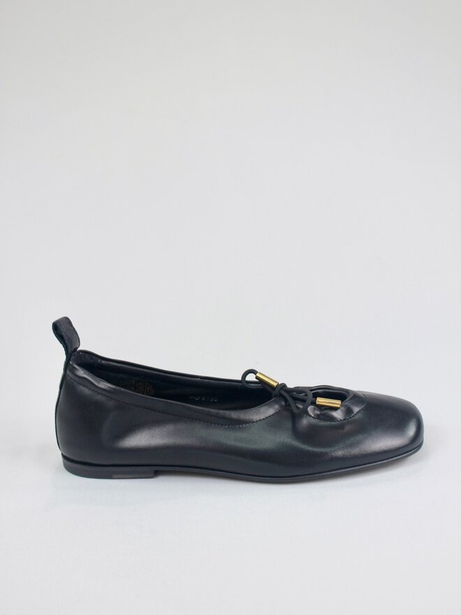 Footloose Shoes - Footwear & Accessories - Victoria, BC - Footloose Shoes