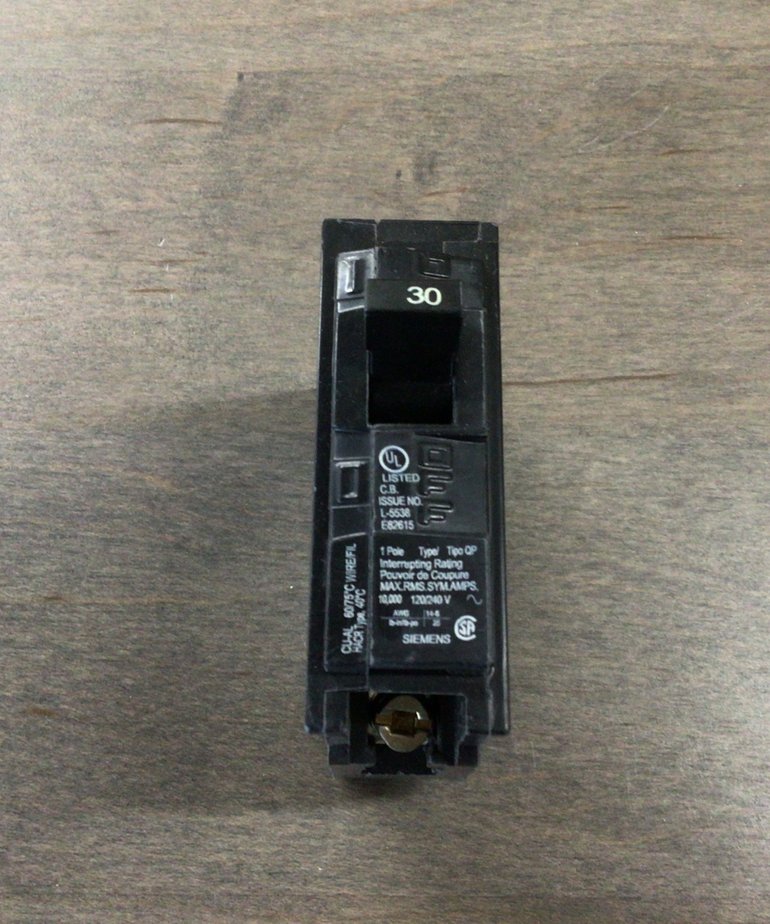 Siemen Q130 30AMP Breaker - Pleasure Land RV Surplus Store