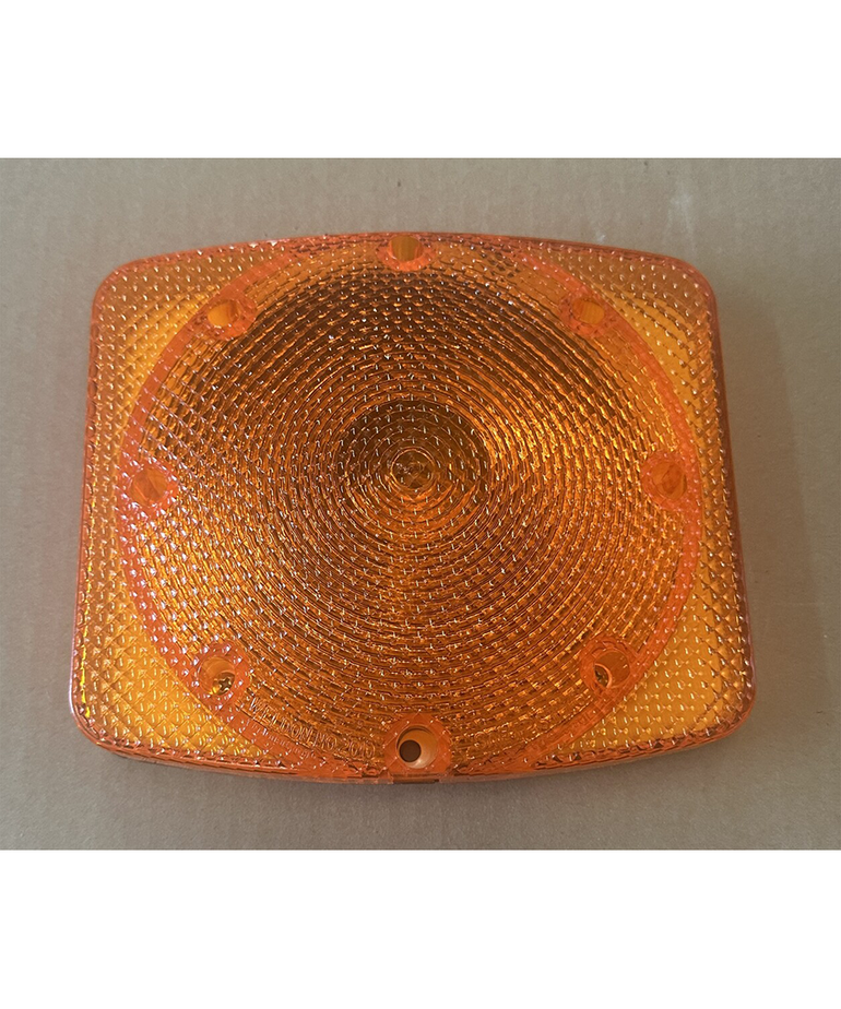 Light Assembly Turn Amber 133054-04-000 - Pleasure Land RV Surplus Store