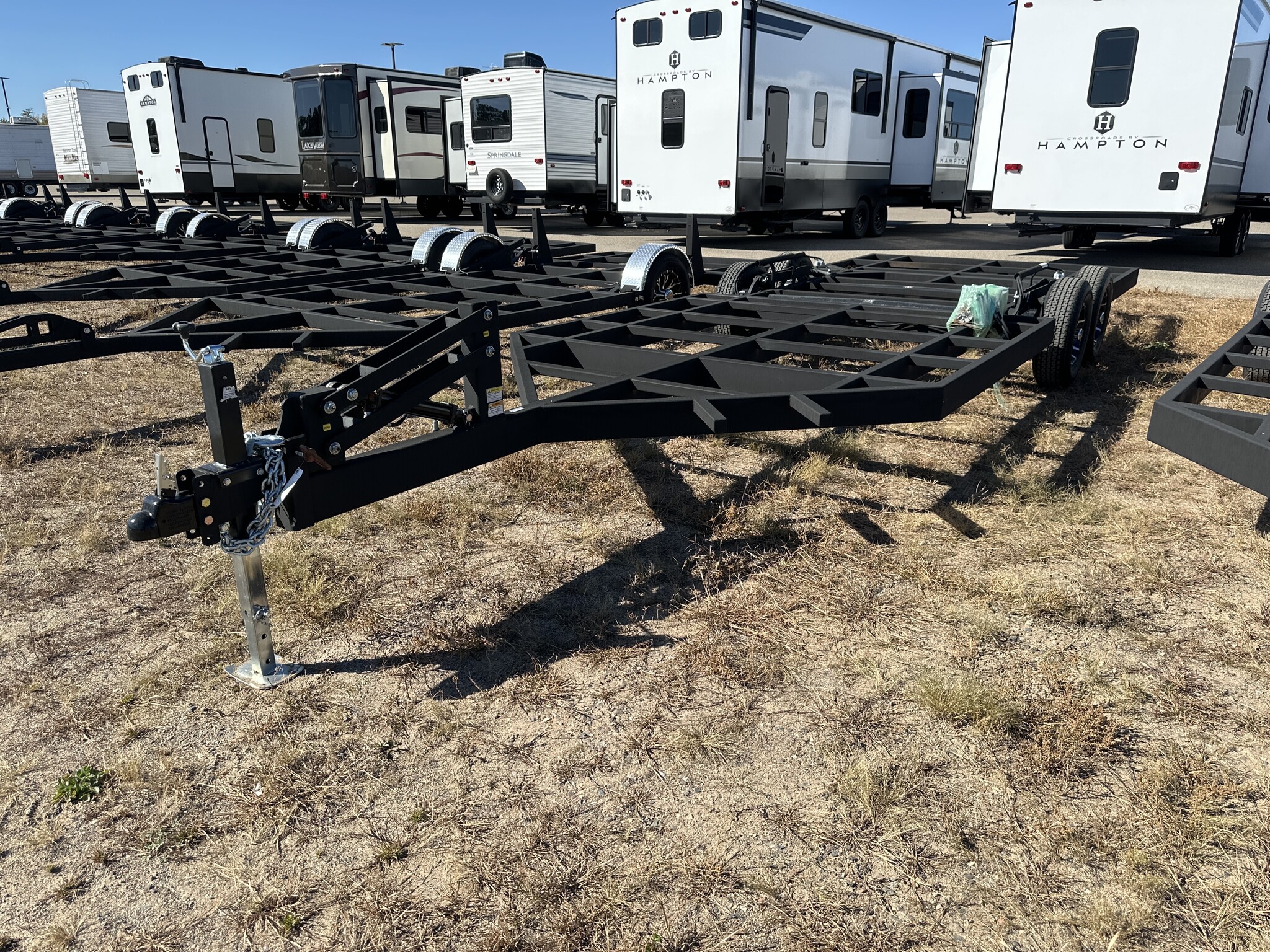 18' Hydraulic Fish House Frame - PleasureLand RV Wholesale