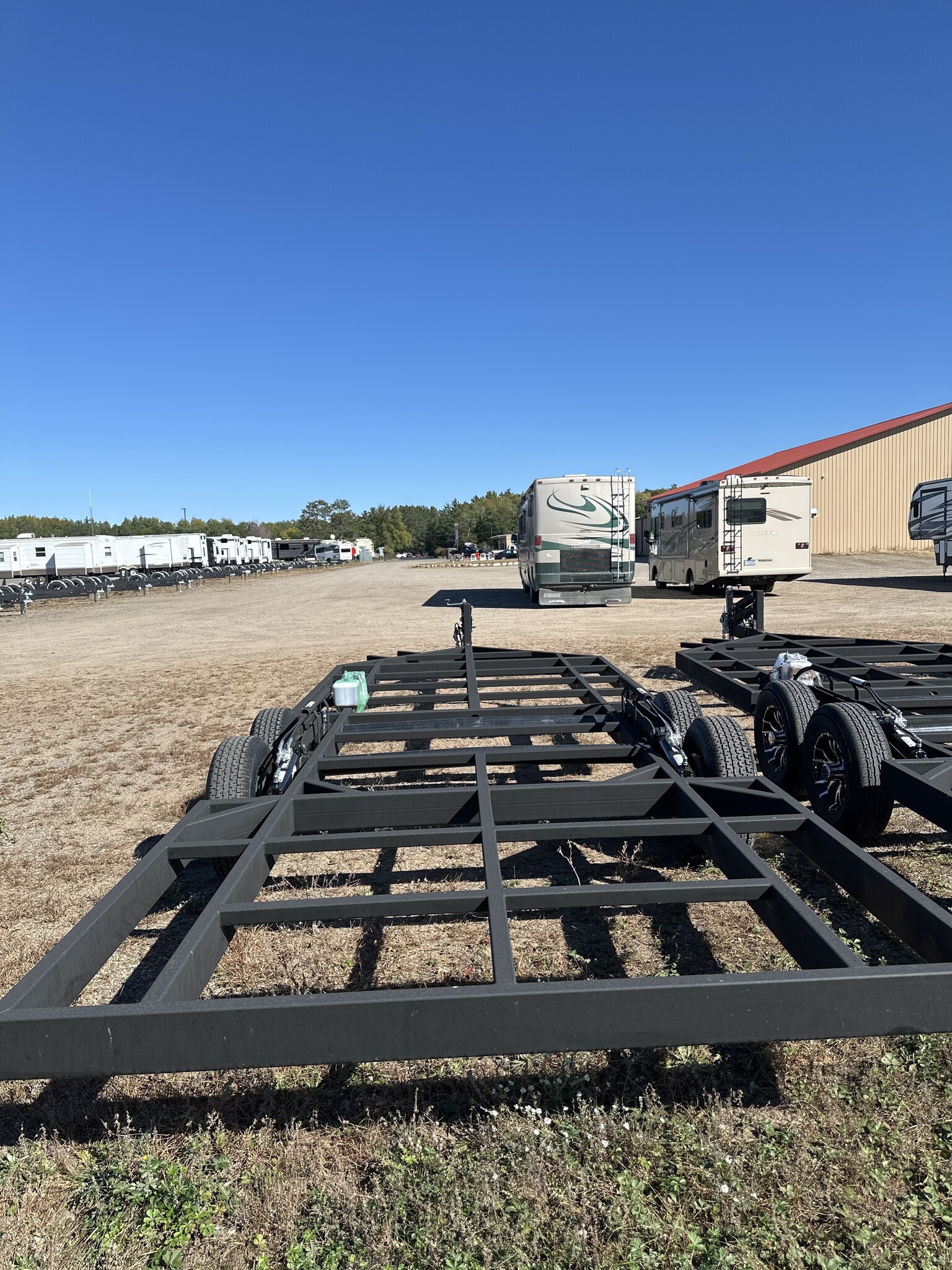20' Hydraulic Fish House Frame - PleasureLand RV Wholesale