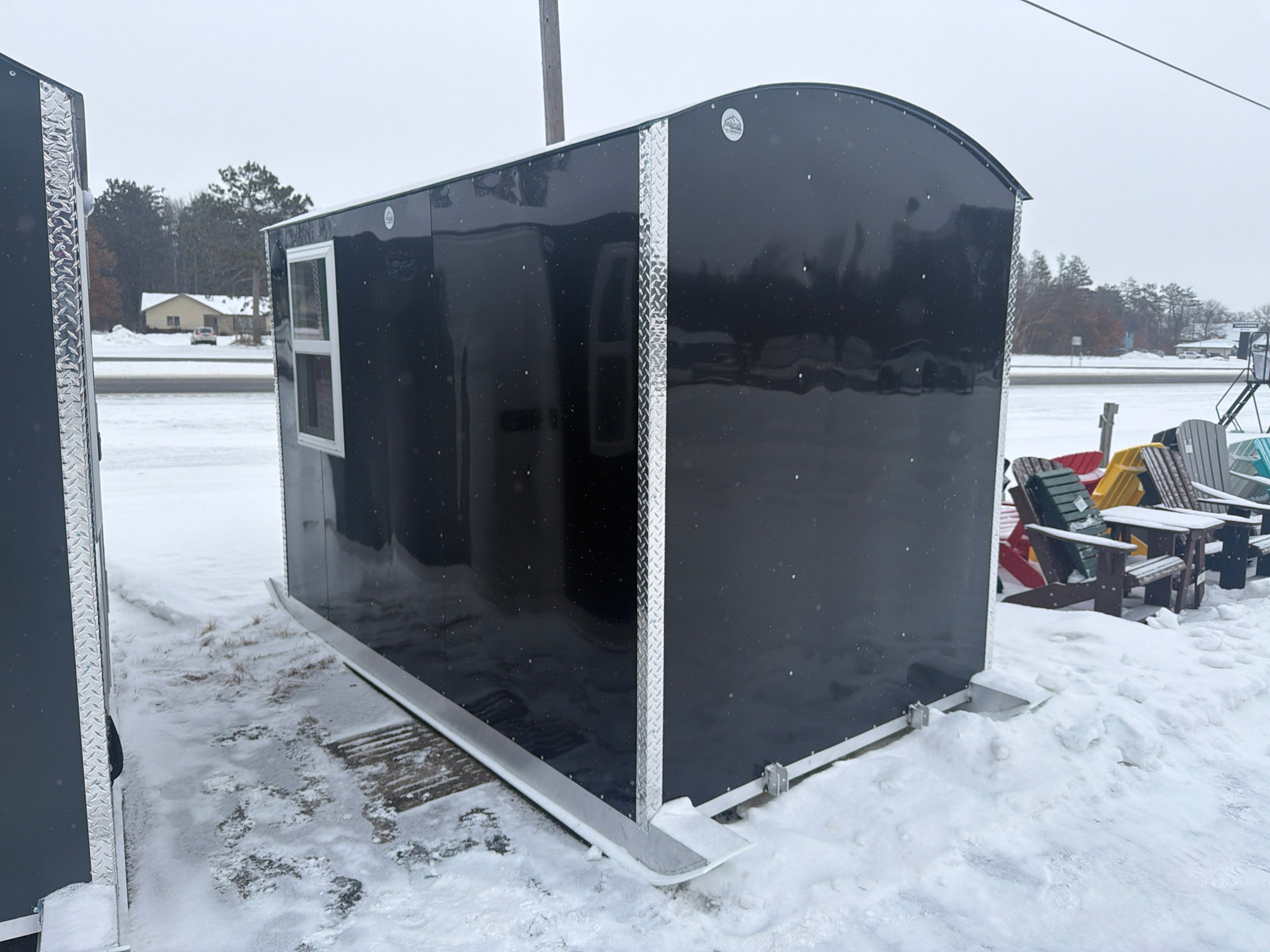 6X10 Aluma Lite Skid House Black - PleasureLand RV Wholesale