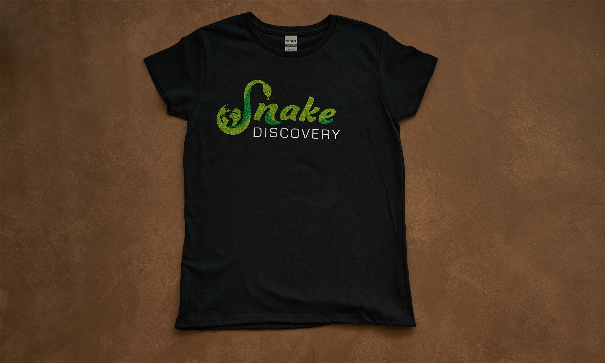Glitter Logo Shirt - Snake Discovery