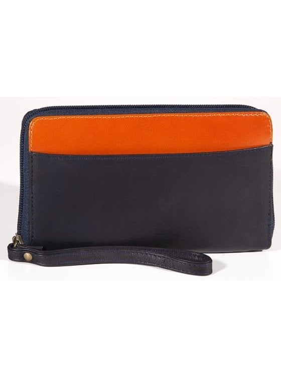 Derek Alexander - Just Bags Luggage Center