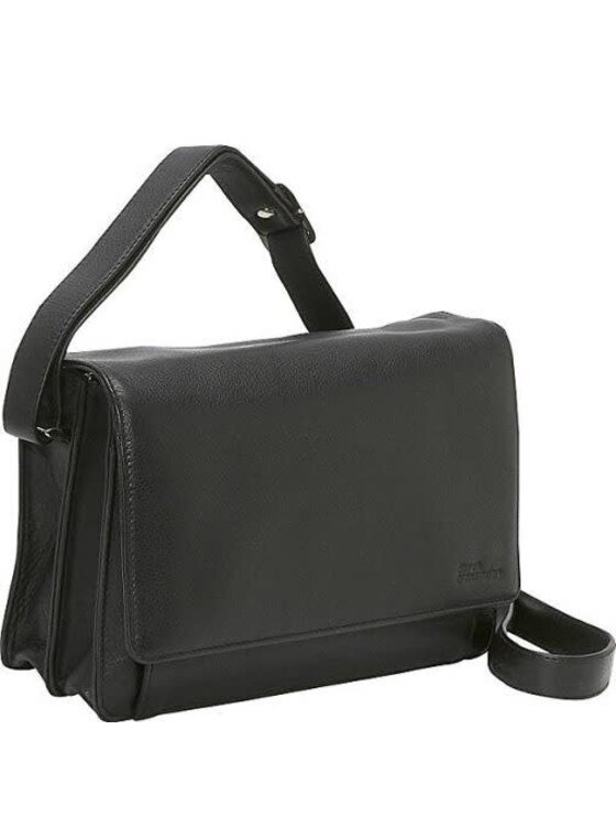 Derek Alexander - Just Bags Luggage Center