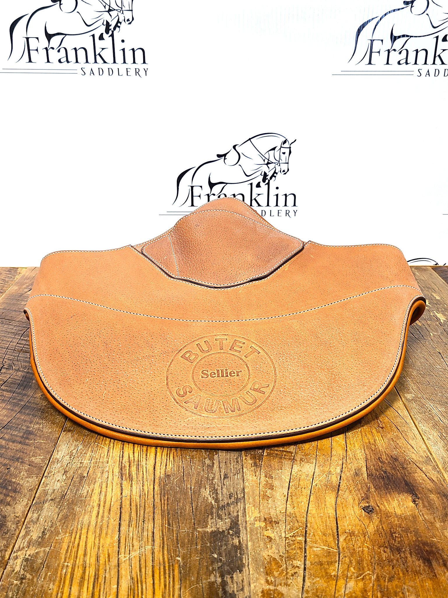 Butet Updated Ergonomic Stud Guard Girth Gold 50in/125cm - Franklin ...