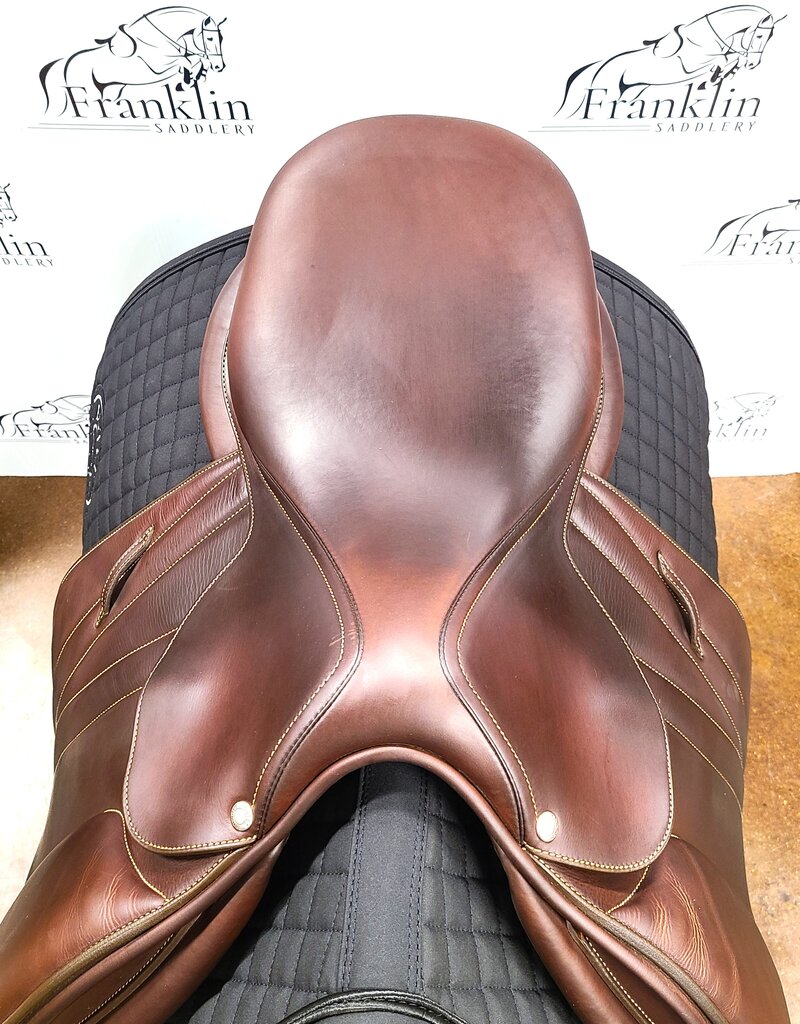 Butet Premium L 16" Seat 1.5 Flap Wide Tree Gold Saddle - Franklin Saddlery