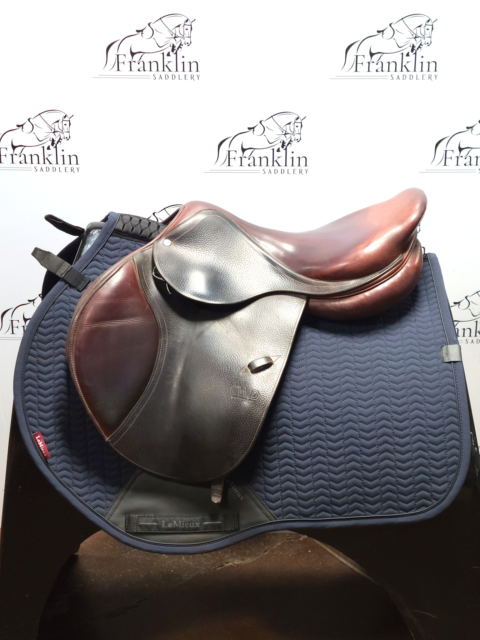 CWD Jumping Saddle 17" Seat Consignment #761 - Franklin Saddlery