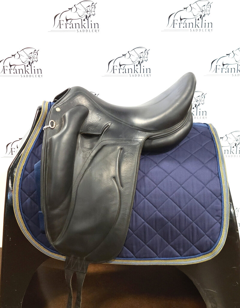 Devoucoux Mendia Dressage Saddle 18" Seat Consignment #792 - Franklin Saddlery