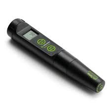 Milwaukee PH55 PRO Waterproof pH & Temperature Tester with ATC ...