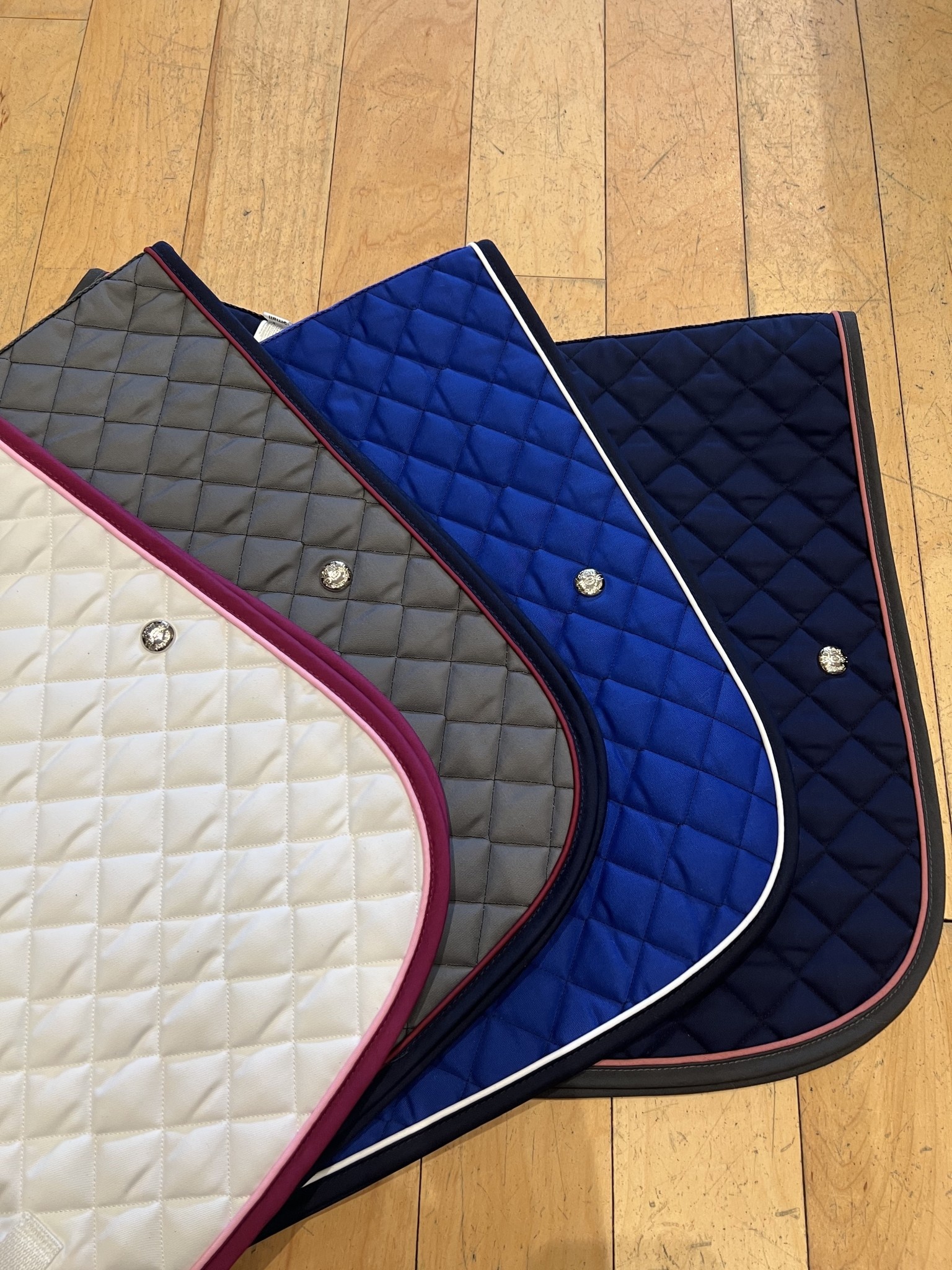 Ogilvy saddle pad store