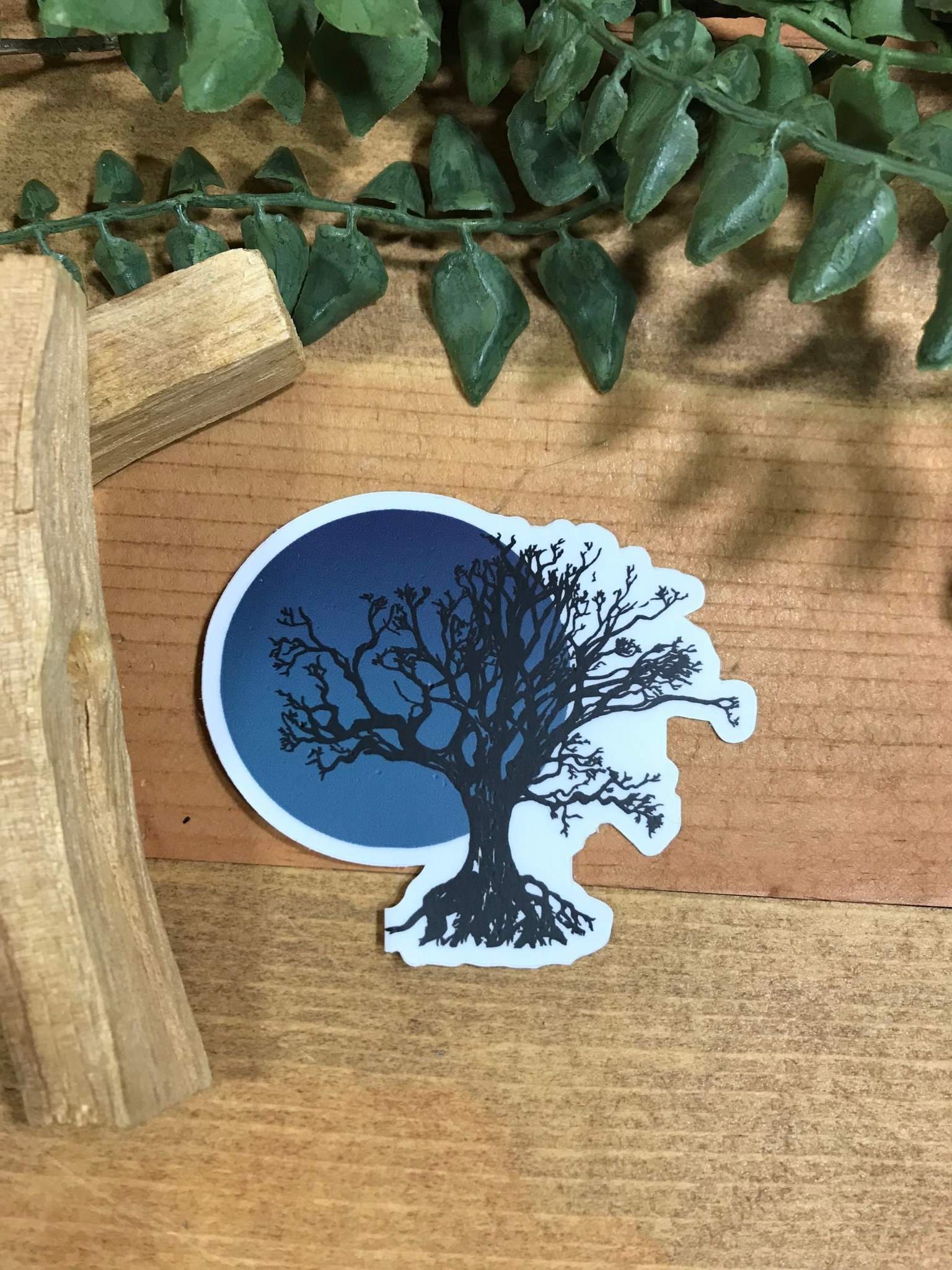 Sticker - Perry Tree - Tangled Up In Hue