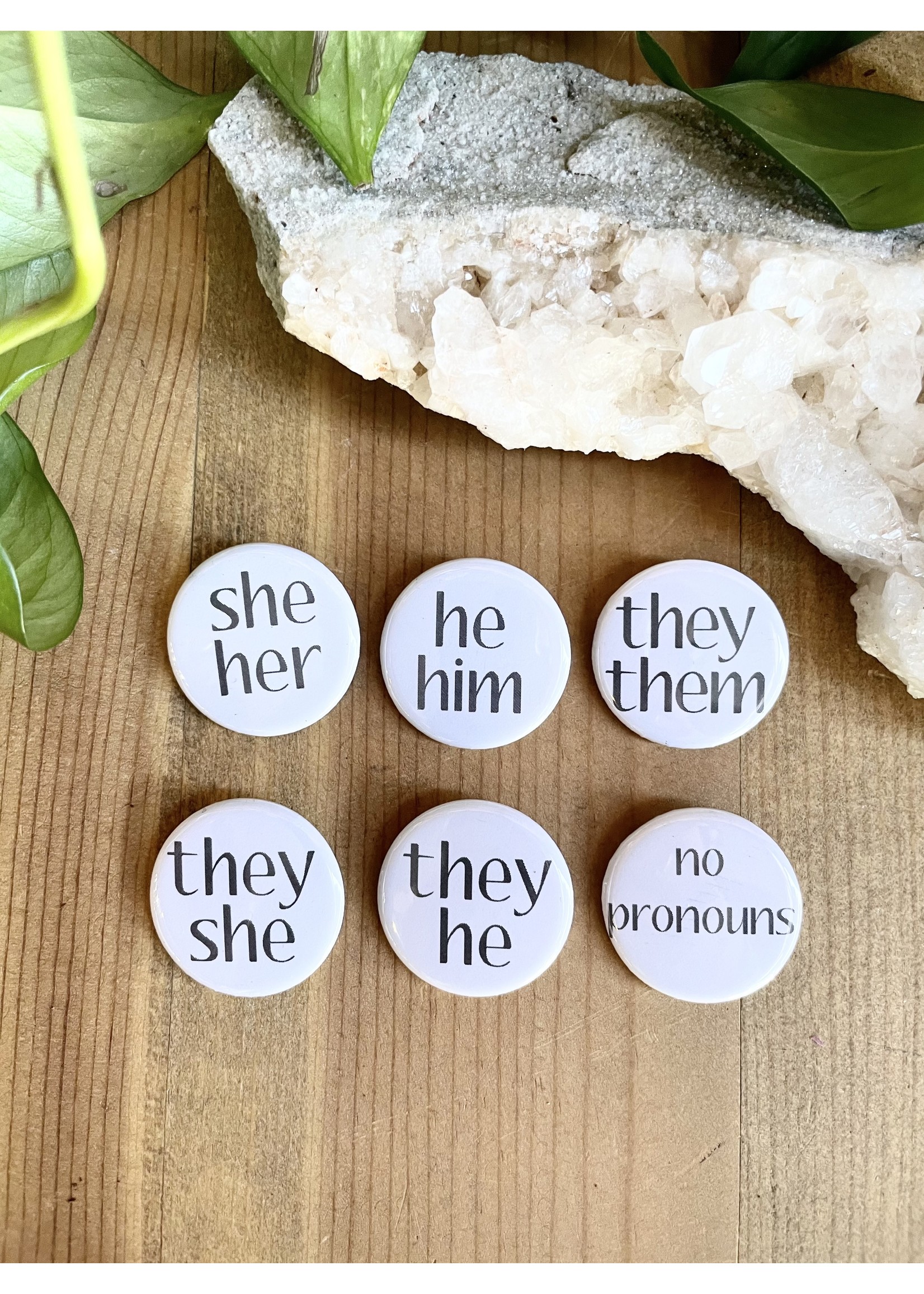 Pronoun Pins - Tangled Up In Hue