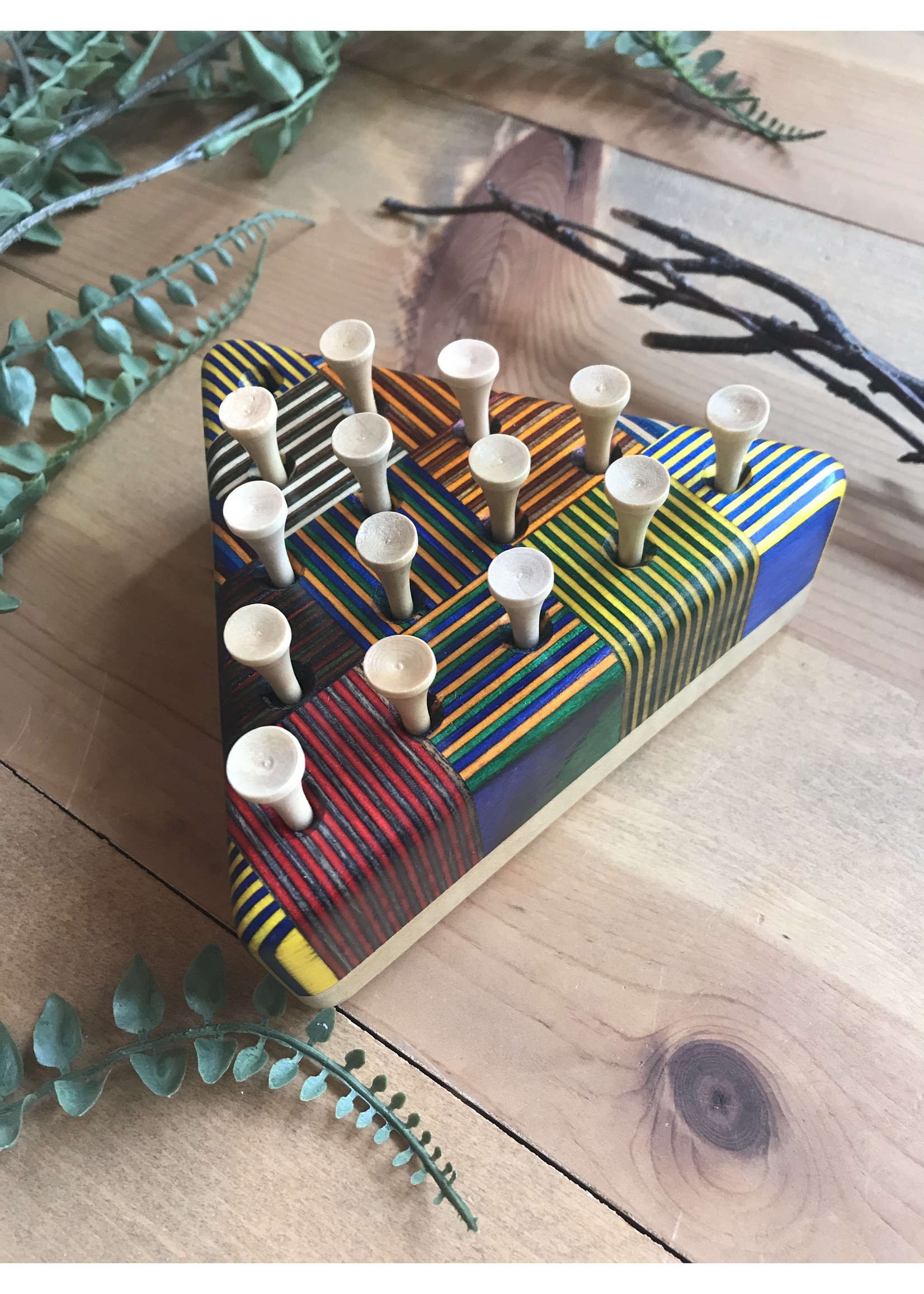 Triangle Solitaire - Tangled Up In Hue