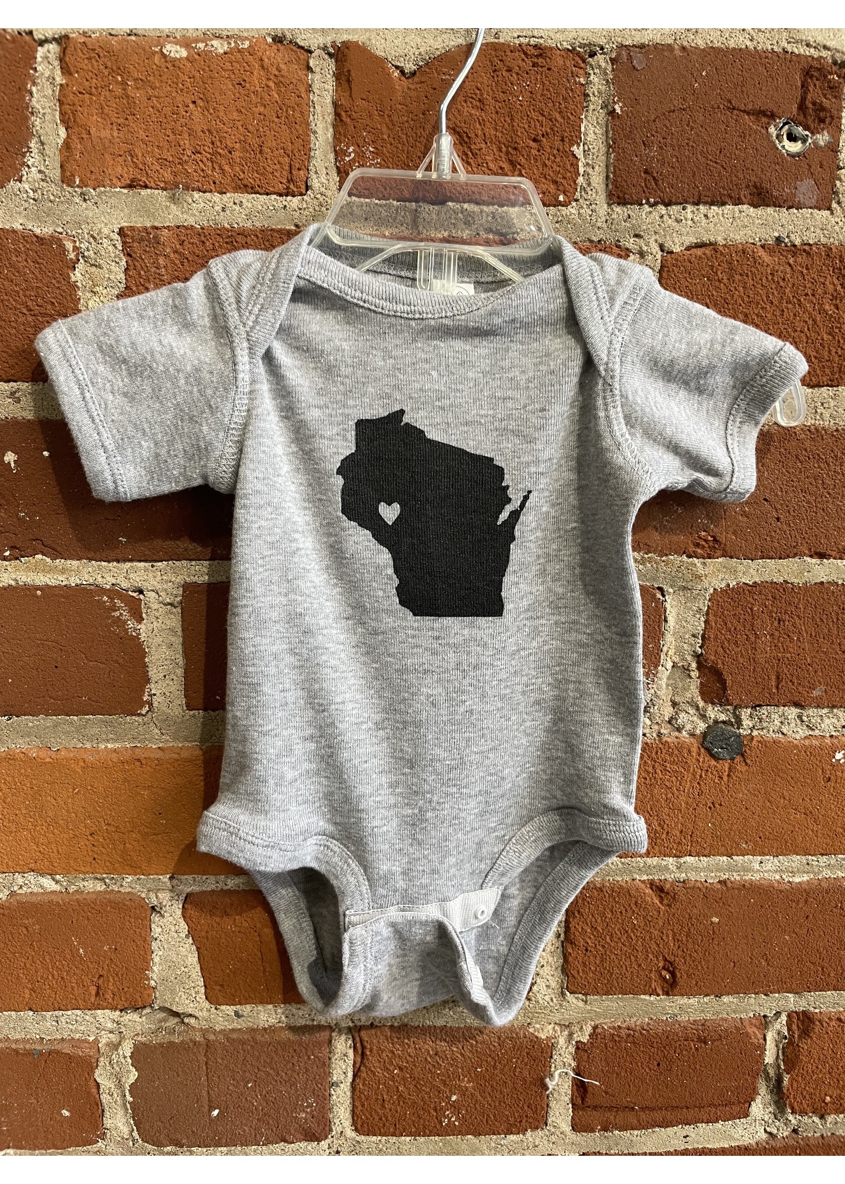 Wisconsin Love Onesie - Tangled Up In Hue