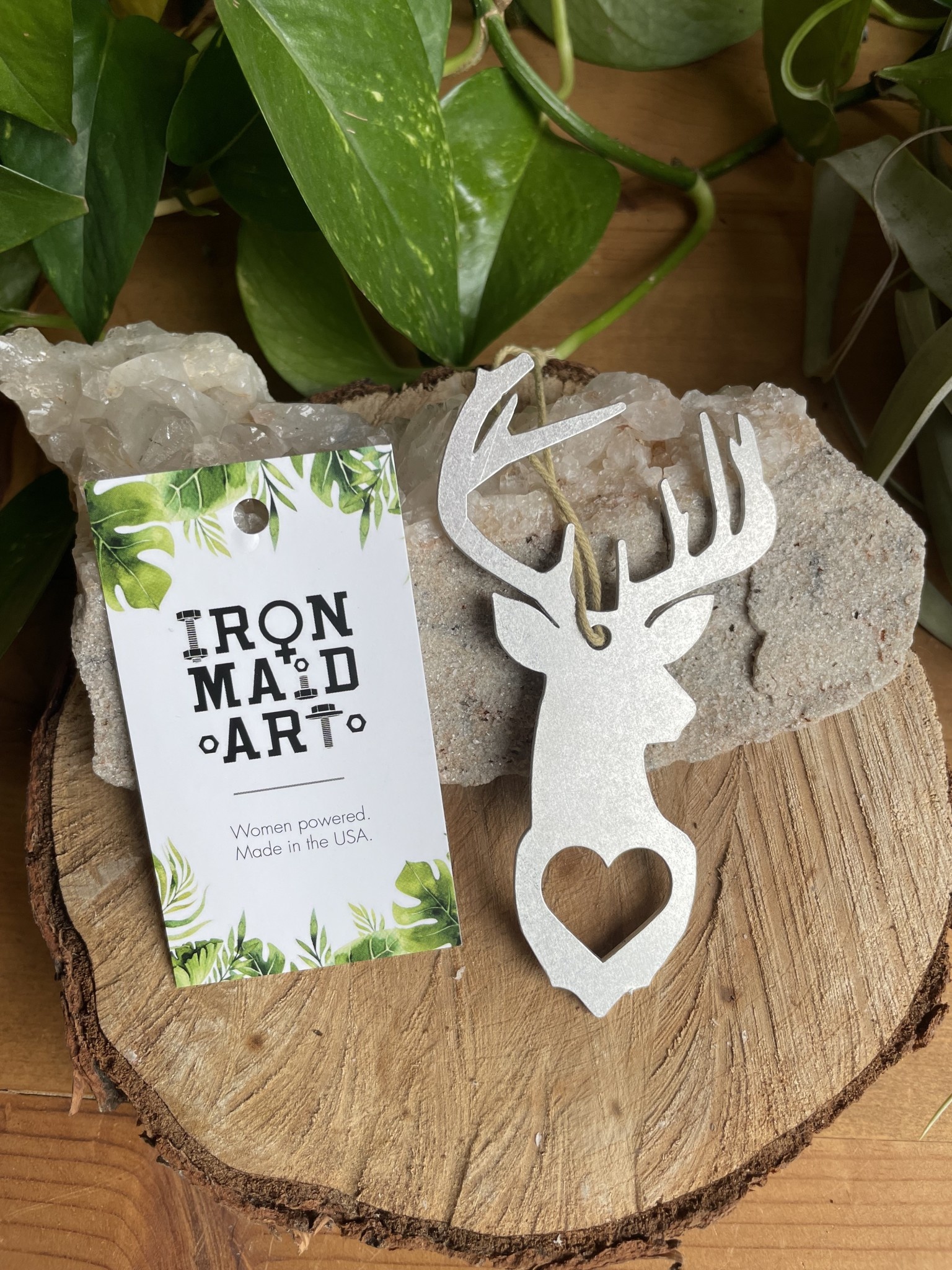 Iron Maid Art Metal Ornaments - Tangled Up In Hue