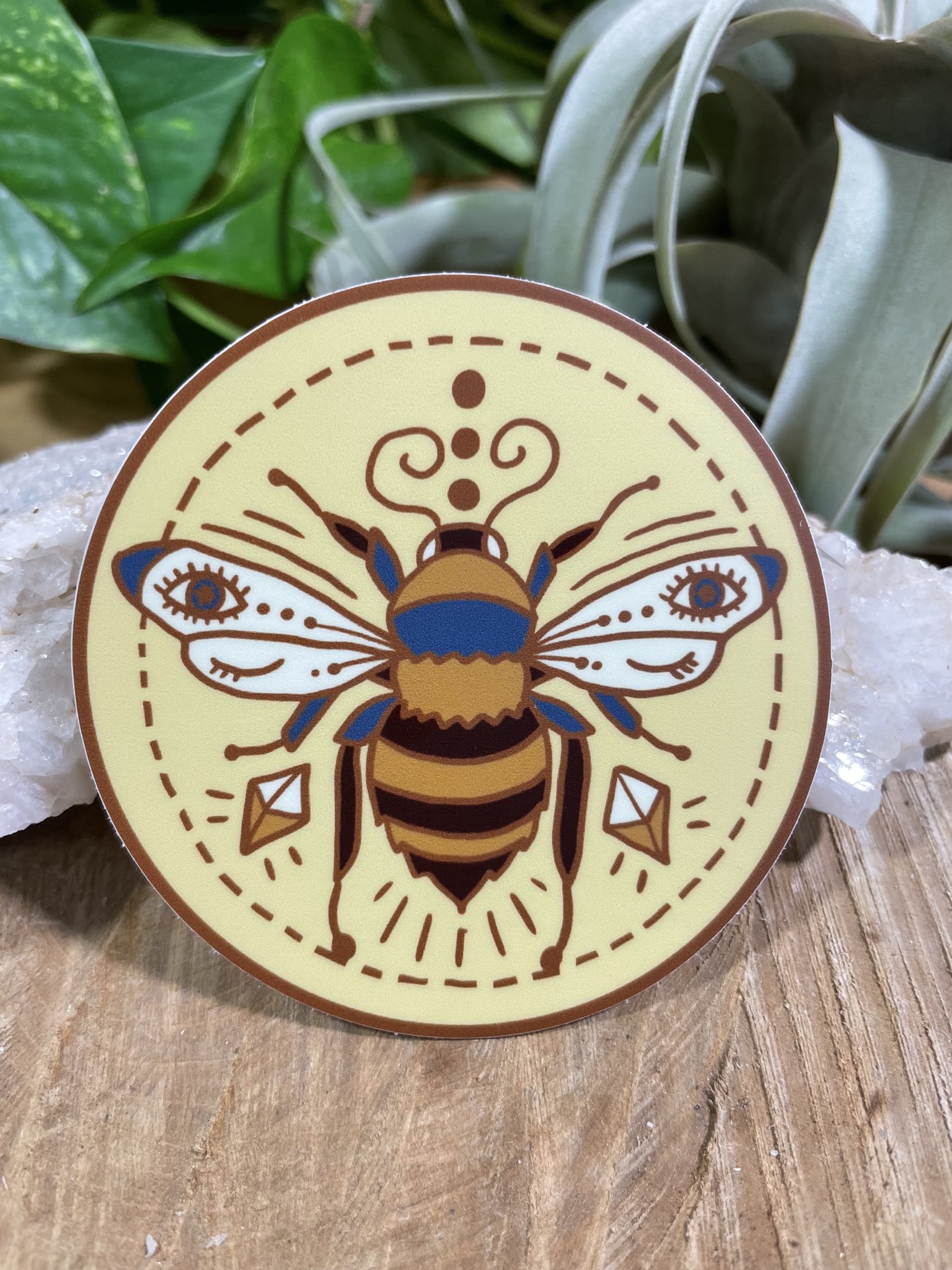 Sticker - Winking Bee - Tangled Up In Hue