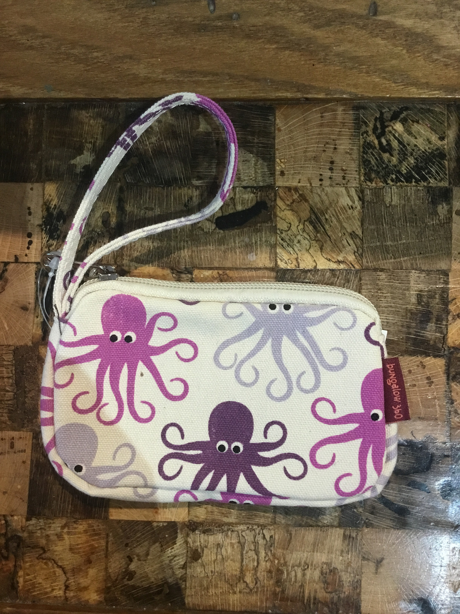 Bungalow 360 Clutch Octopus - Lantana's Gallery & Fine Gifts
