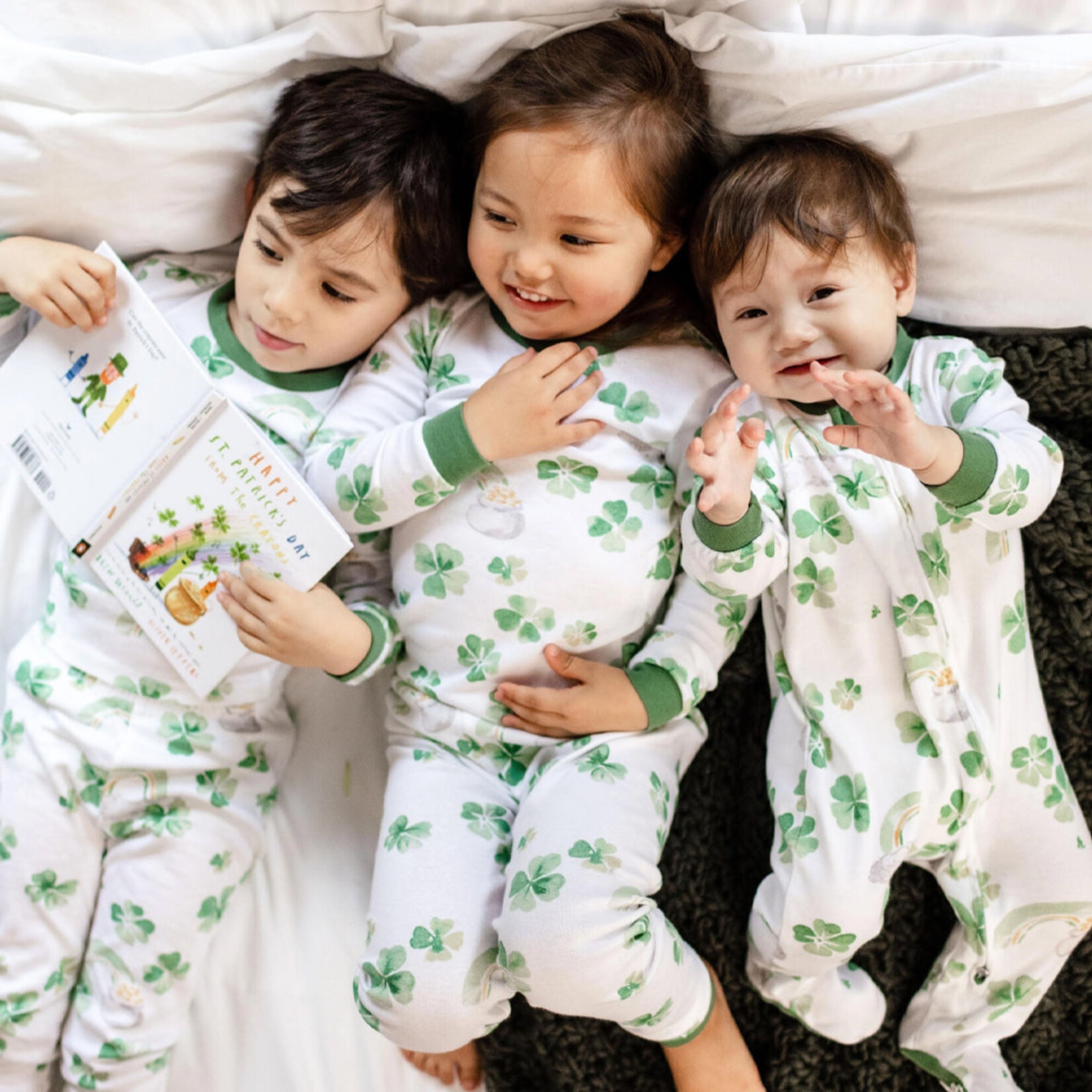 BURT'S BEES 2pc PAJAMAS - Happy Go Lucky Clovers - Irish Crossroads