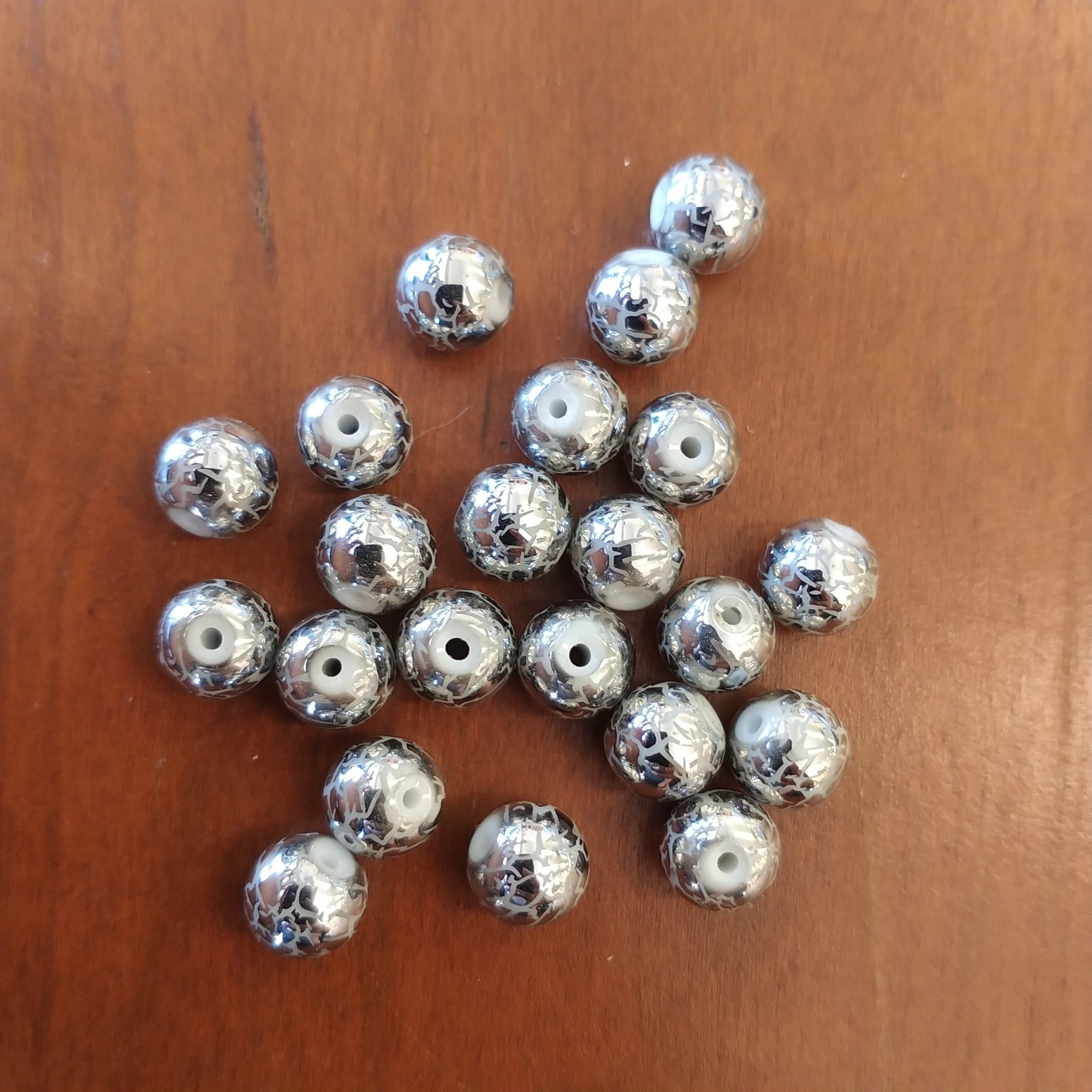 Glass 8mm Round Cracked Silver Bead Strand - Bead Inspirations