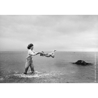 Mark Shaw Photography - JBK and Caroline Touch Noses