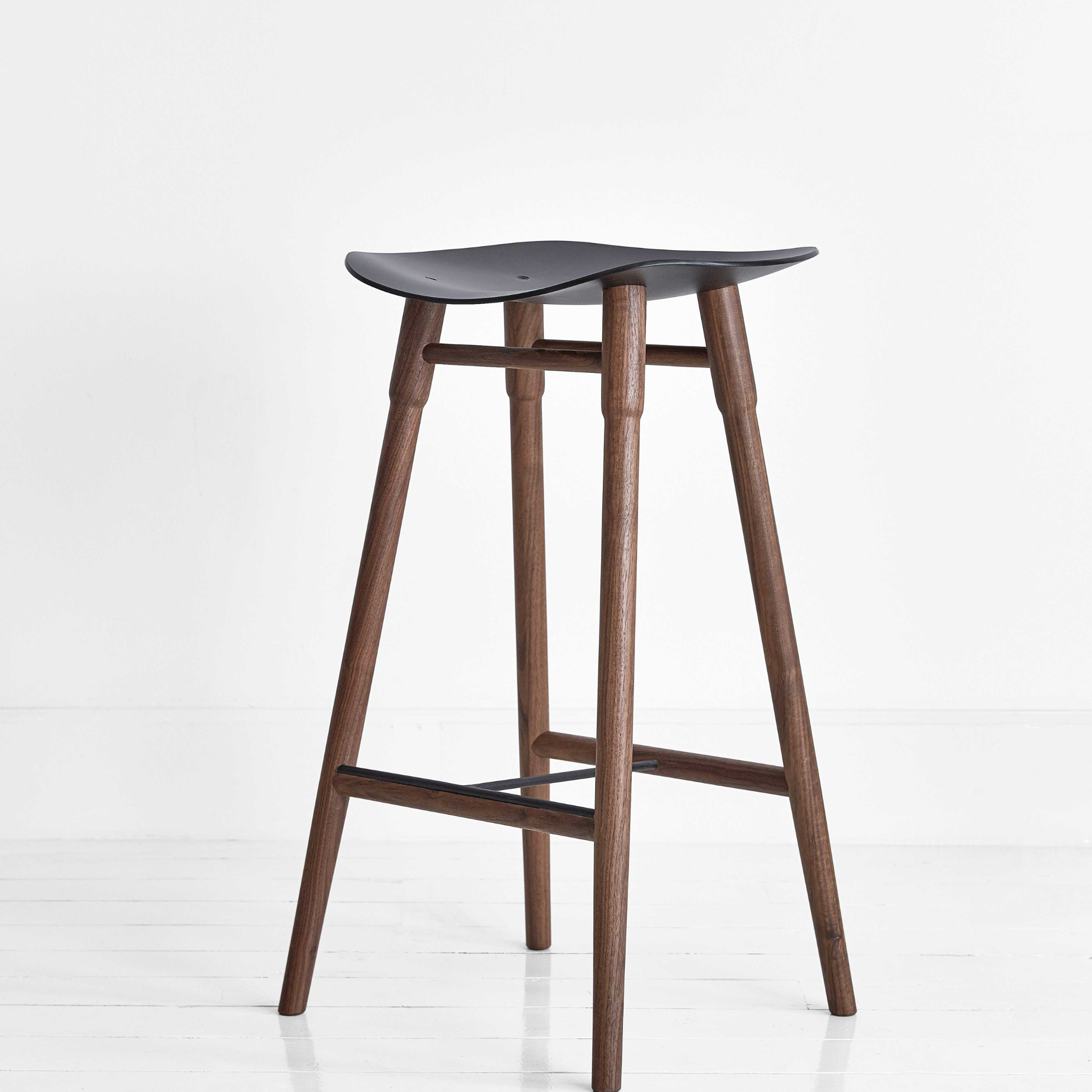 Dowel Stool by Mr Frag Studio - Becker Minty