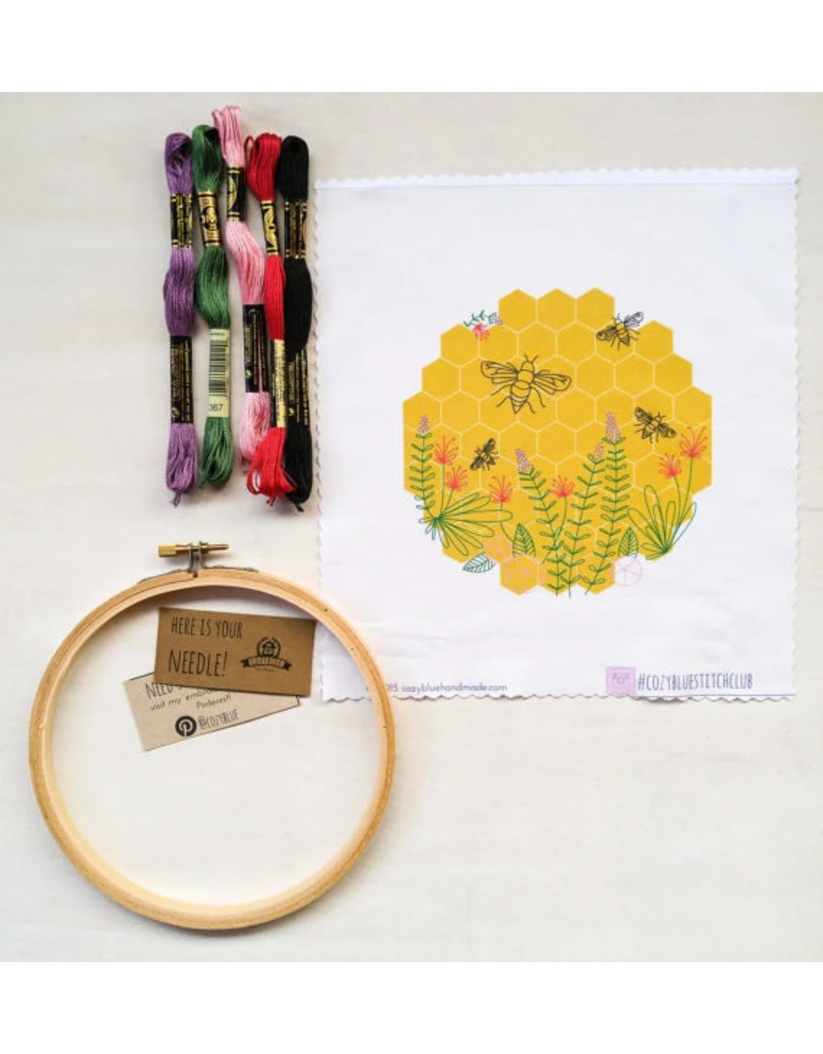 Bee Lovely Embroidery Kit - Picking Daisies