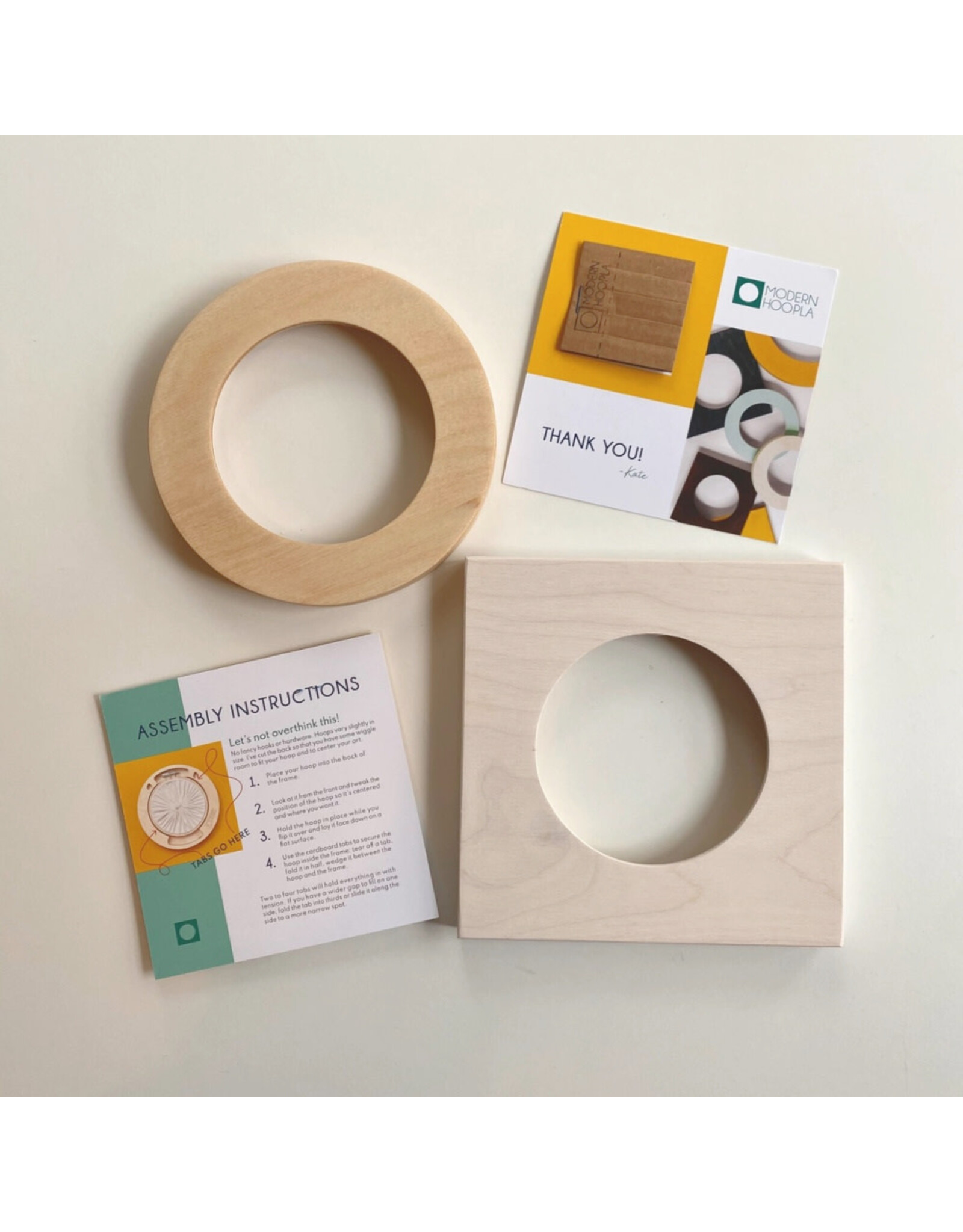 Round Hoop Frame in Black Stain for 5" Embroidery Hoop - Picking Daisies