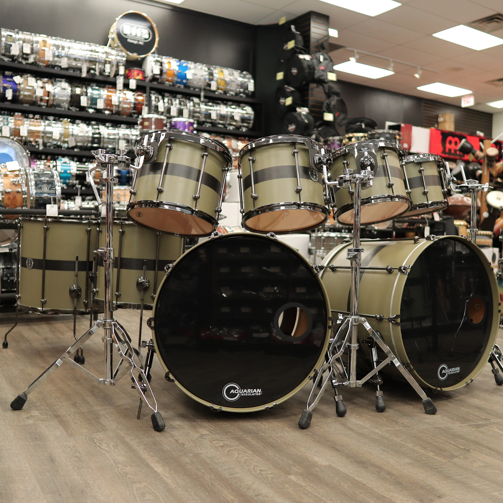 Pre-Owned Anchor Drums 8-Piece Galleon Shell Pack 10/12/13/14/16/20/24/24 - 2112 PERCUSSION