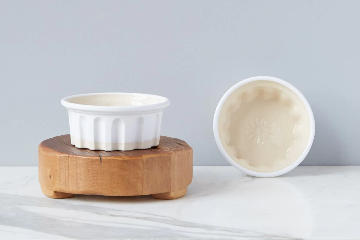 Small White Round Baker - Kademi