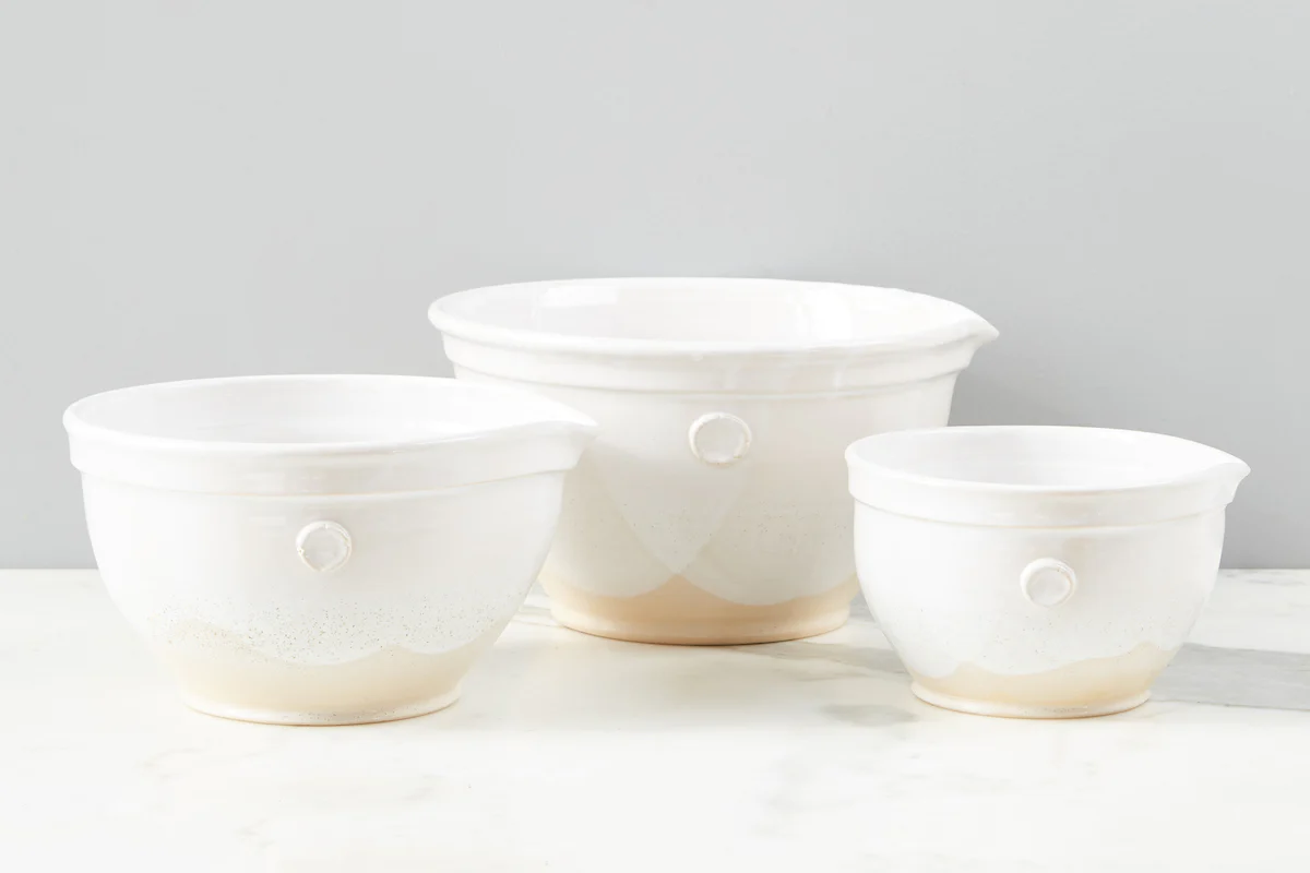 White Handthrown Mixing Bowl Medium - Kademi